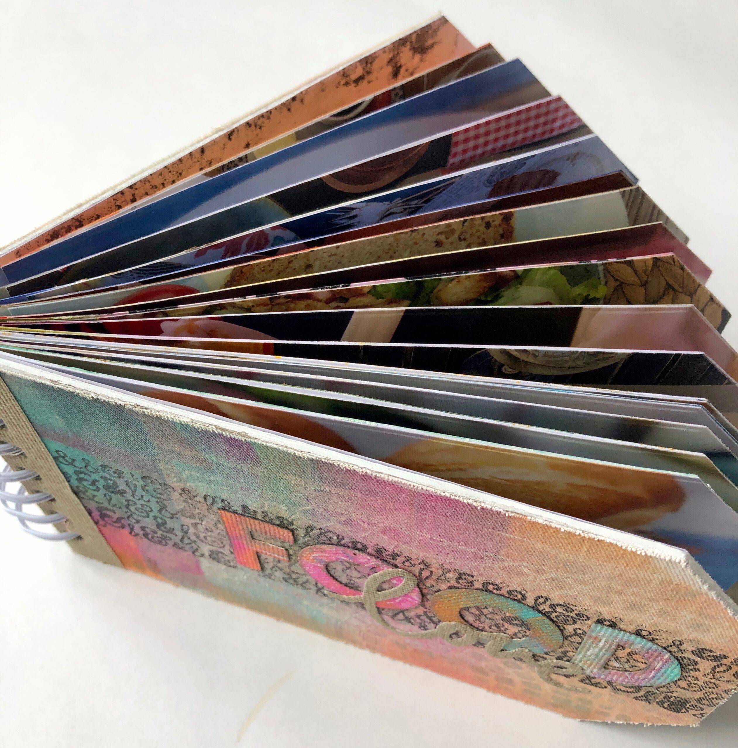 Scrapbooking Mixed Media Album mit großen Fotos, viel Technik im ...