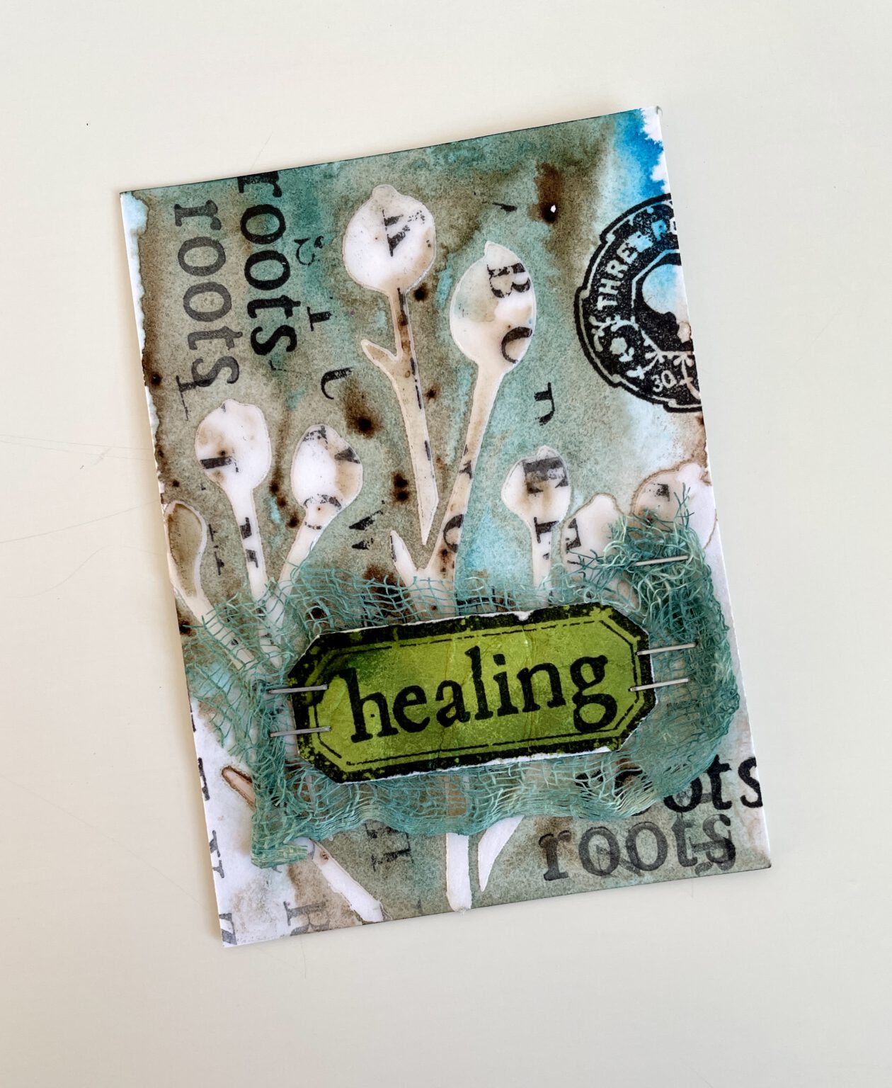 Artist Trading Cards mit Infusions, Stempeln, Schablonen und Collage ...
